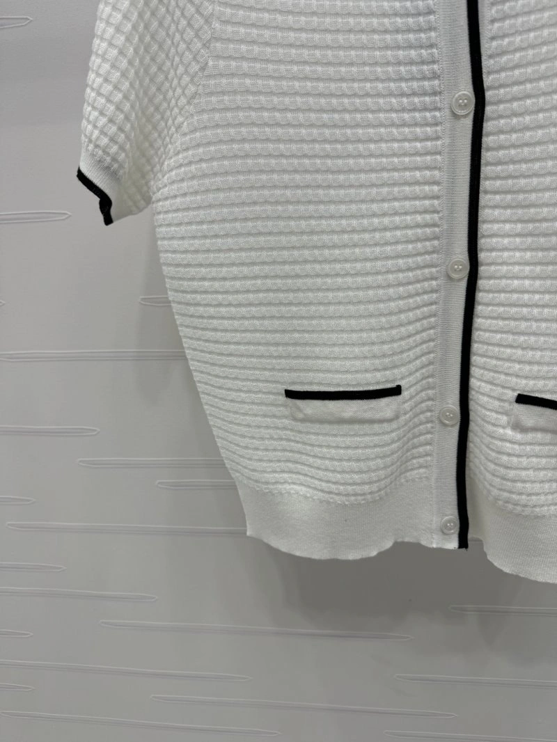 Exact replica Chanel T-Shirts