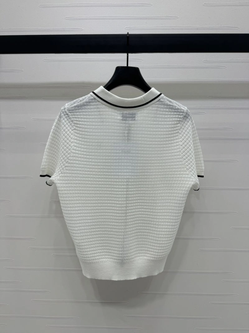 Exact replica Chanel T-Shirts