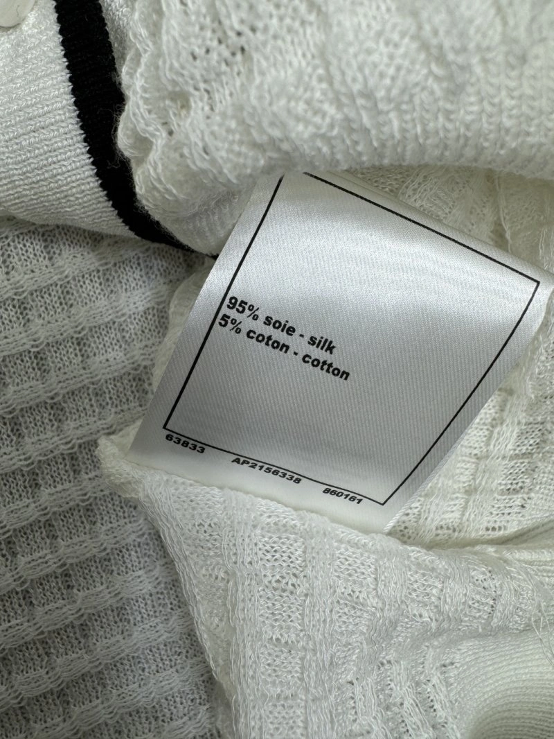 Exact replica Chanel T-Shirts