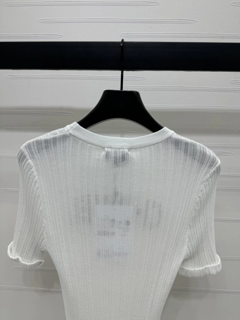 Economical Chanel T-Shirts