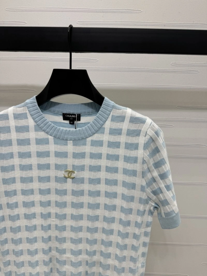 Exact replica Chanel T-Shirts