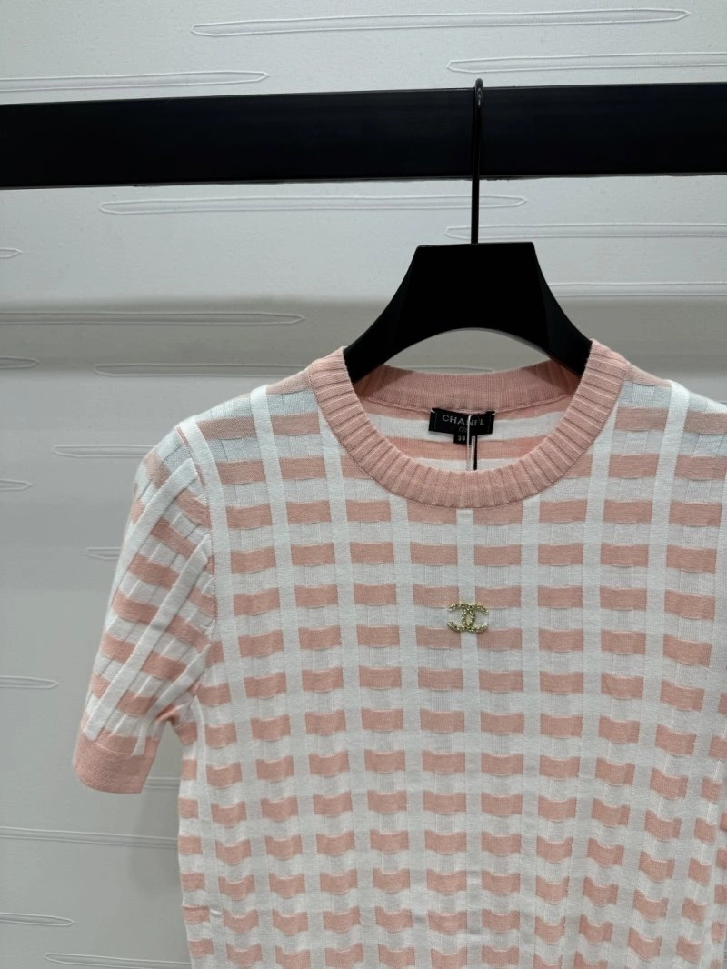 Affordable Chanel T-Shirts