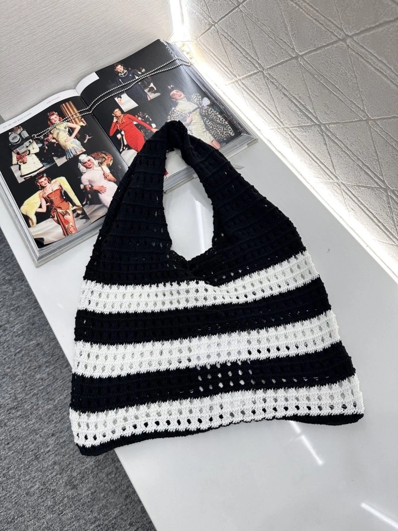 Brand-original Chanel T-Shirts