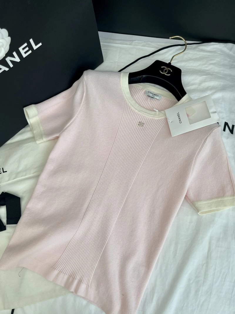 Cut-rate Chanel T-Shirts