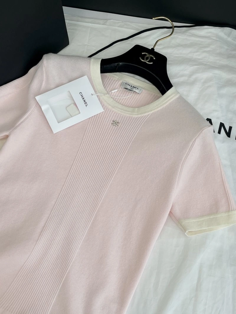 Cut-rate Chanel T-Shirts