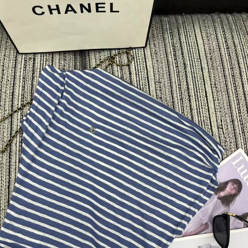 Top match Chanel T-Shirts