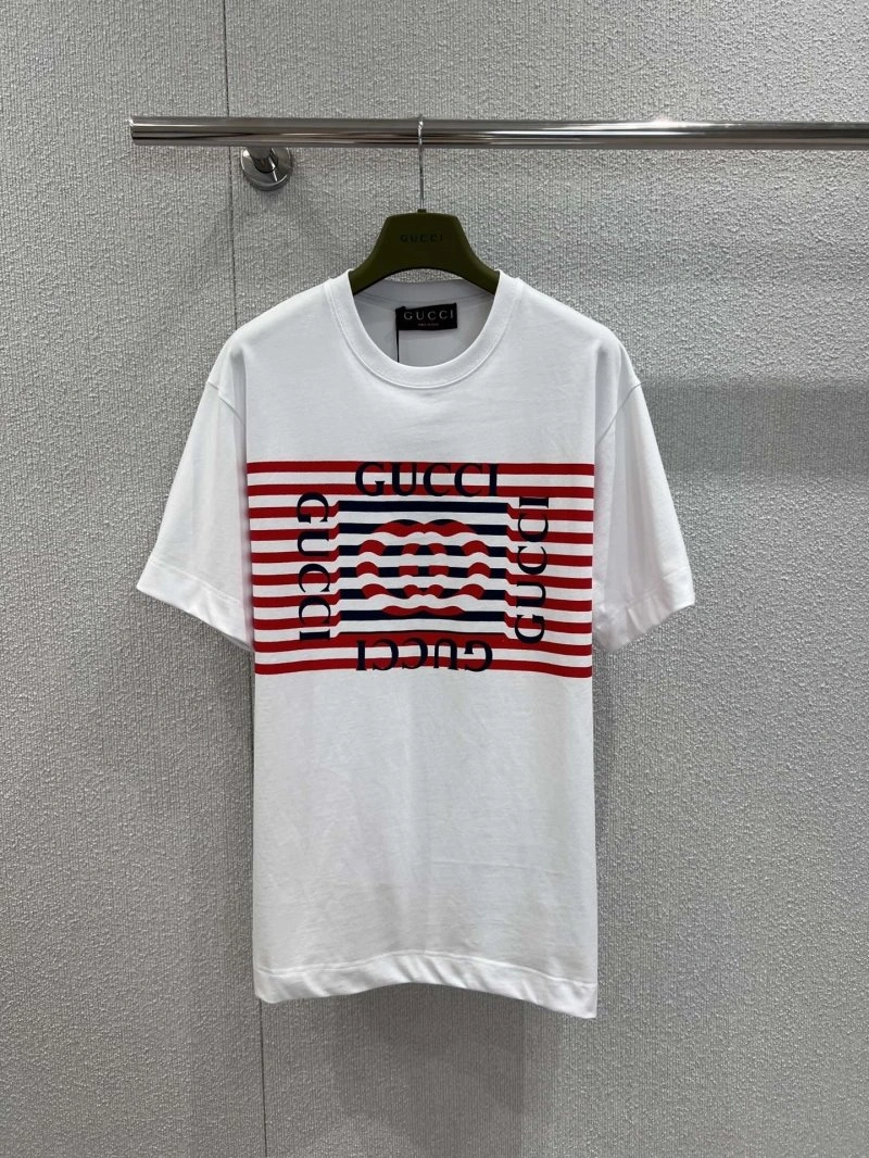 Chanel T-Shirts