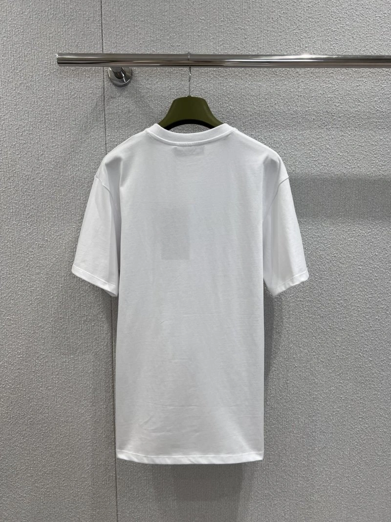 Accurate model Chanel T-Shirts