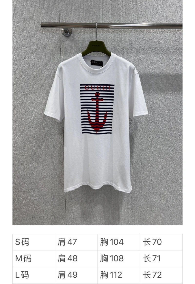Accurate model Chanel T-Shirts