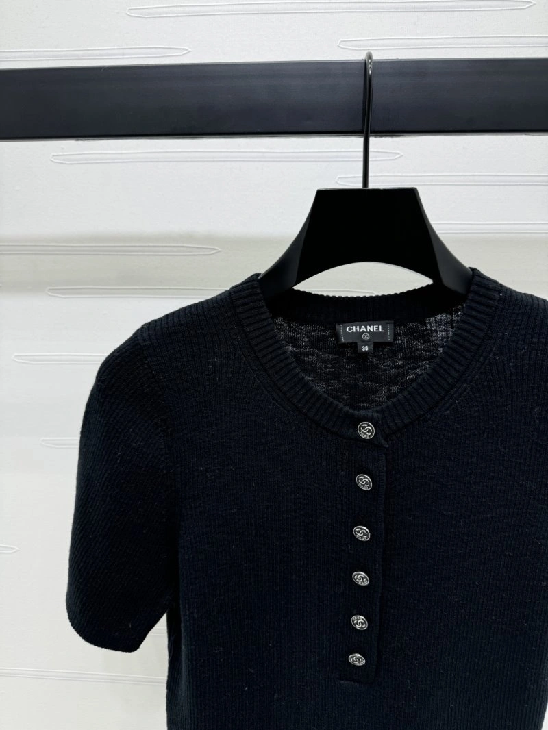 Exact replica Chanel T-Shirts