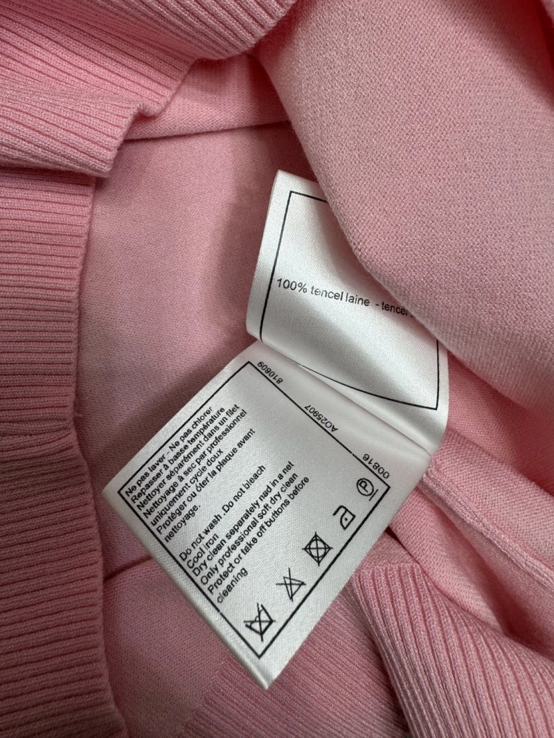 Original Chanel T-Shirts