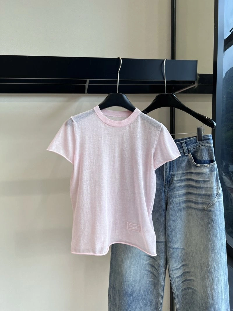 Cut-rate Chanel T-Shirts