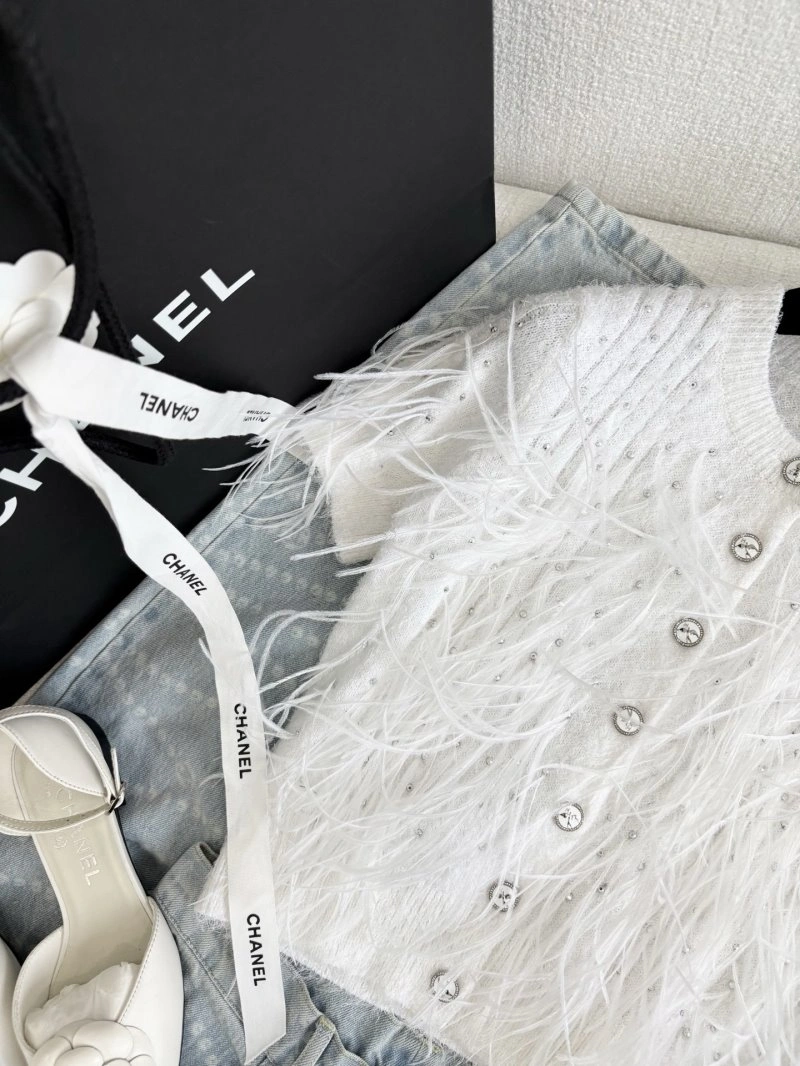 Discounted Chanel T-Shirts