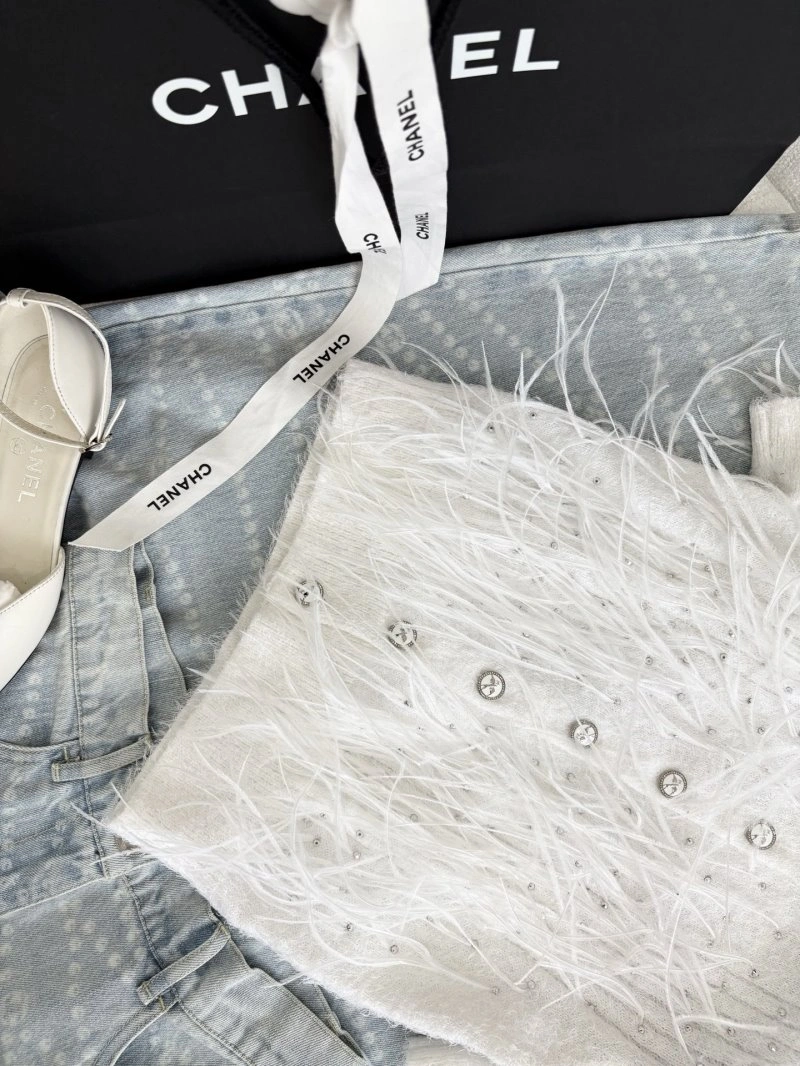Discounted Chanel T-Shirts