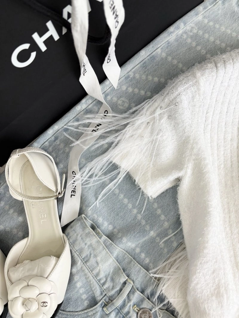 Discounted Chanel T-Shirts