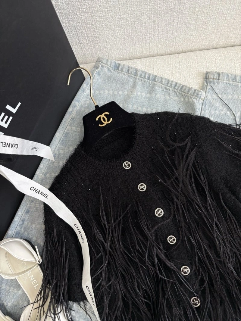 Economical Chanel T-Shirts