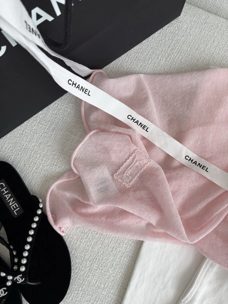 Affordable Chanel T-Shirts