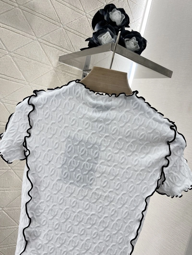 Exact replica Chanel T-Shirts