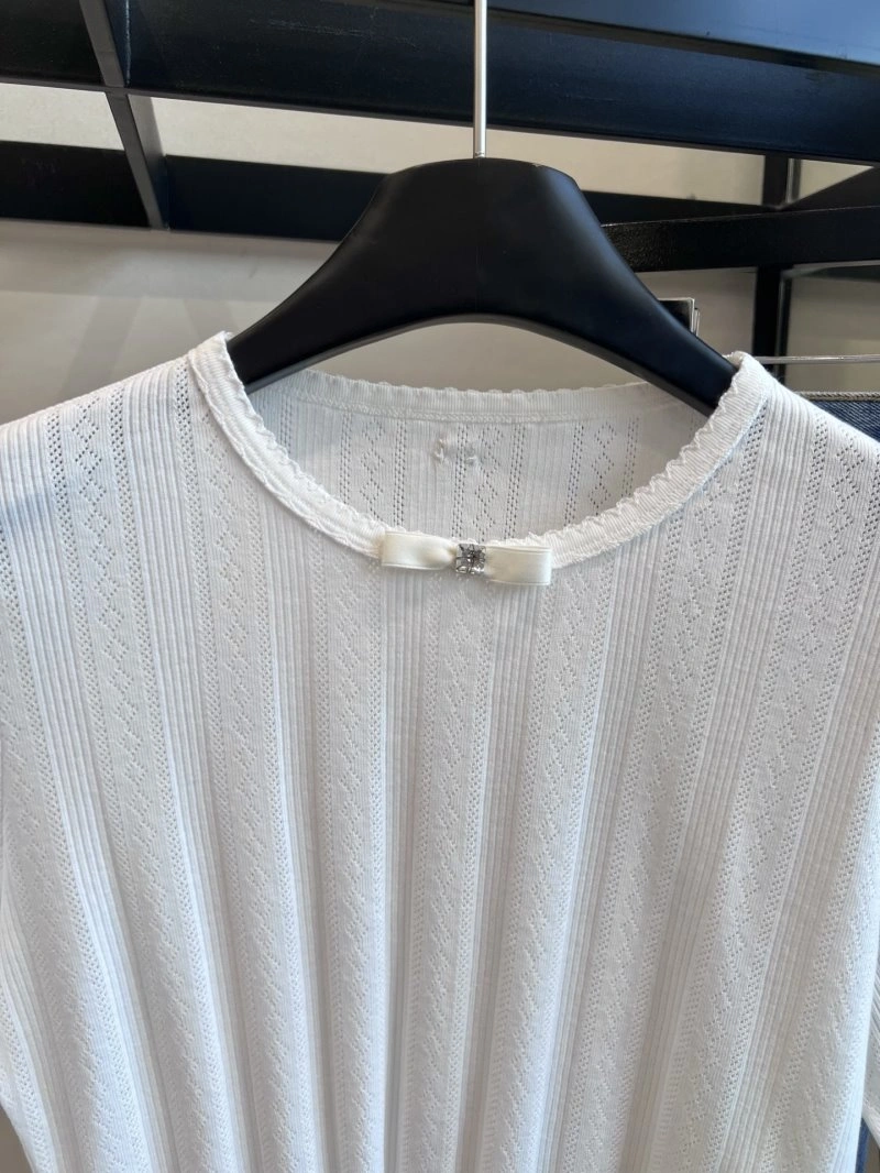 Factory-made Chanel T-Shirts