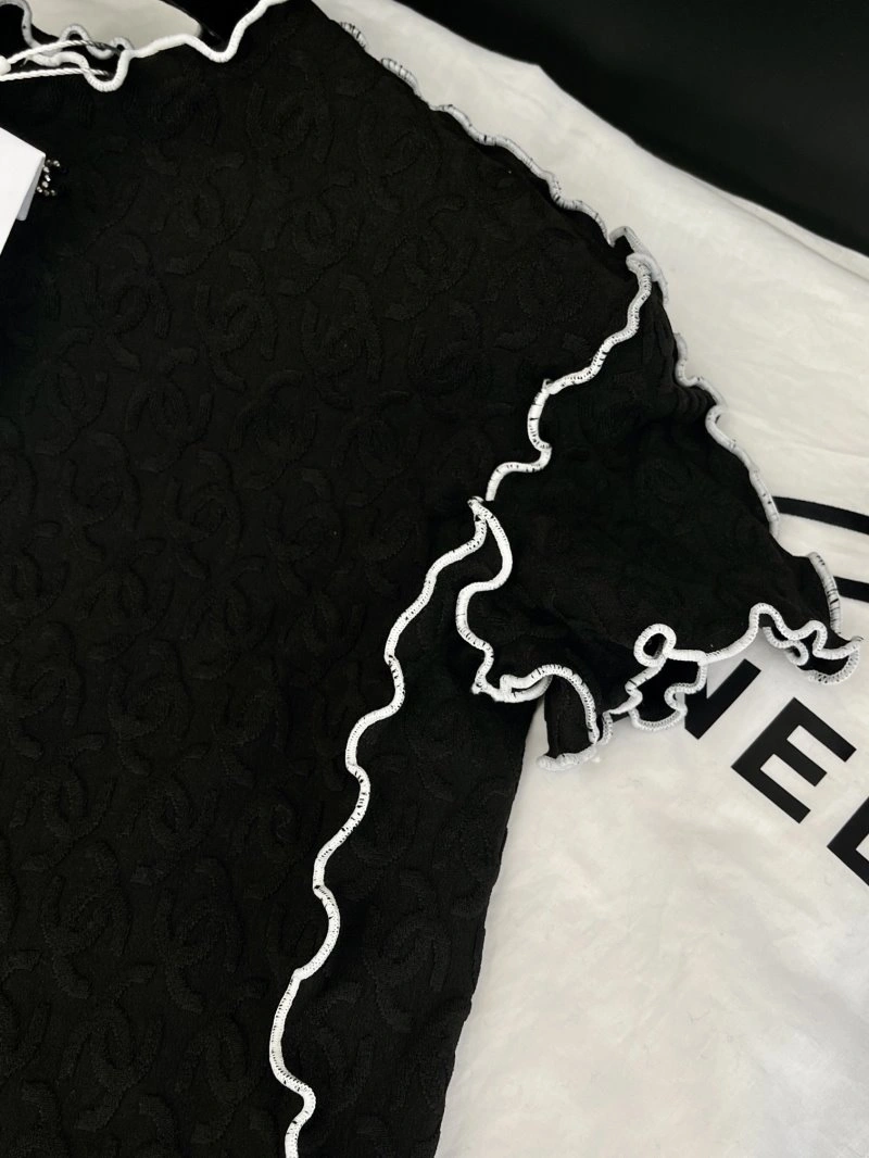 Economical Chanel T-Shirts