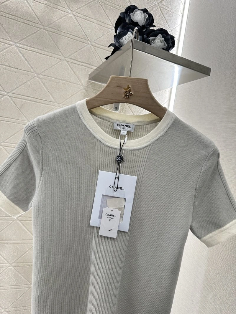 Economical Chanel T-Shirts