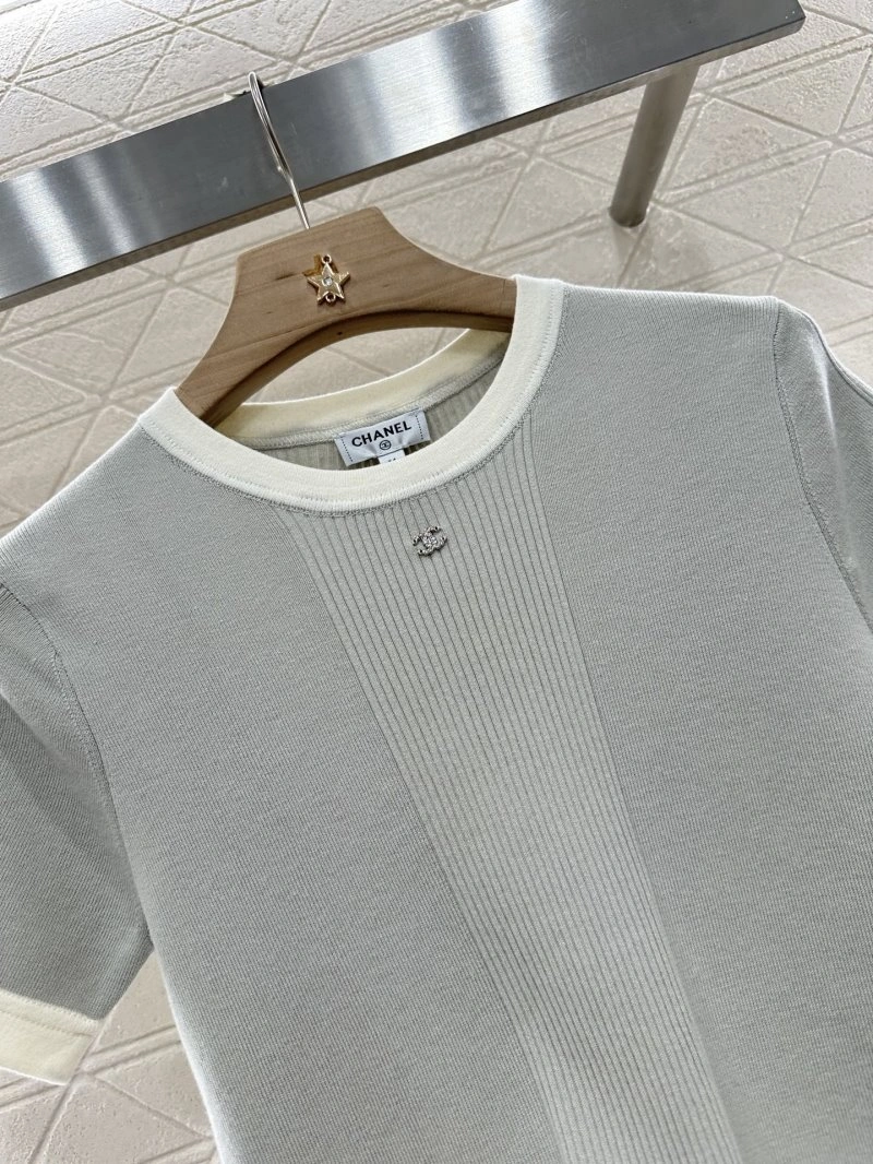 Economical Chanel T-Shirts