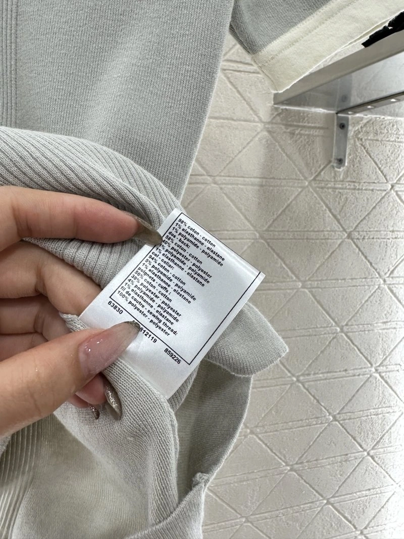 Economical Chanel T-Shirts