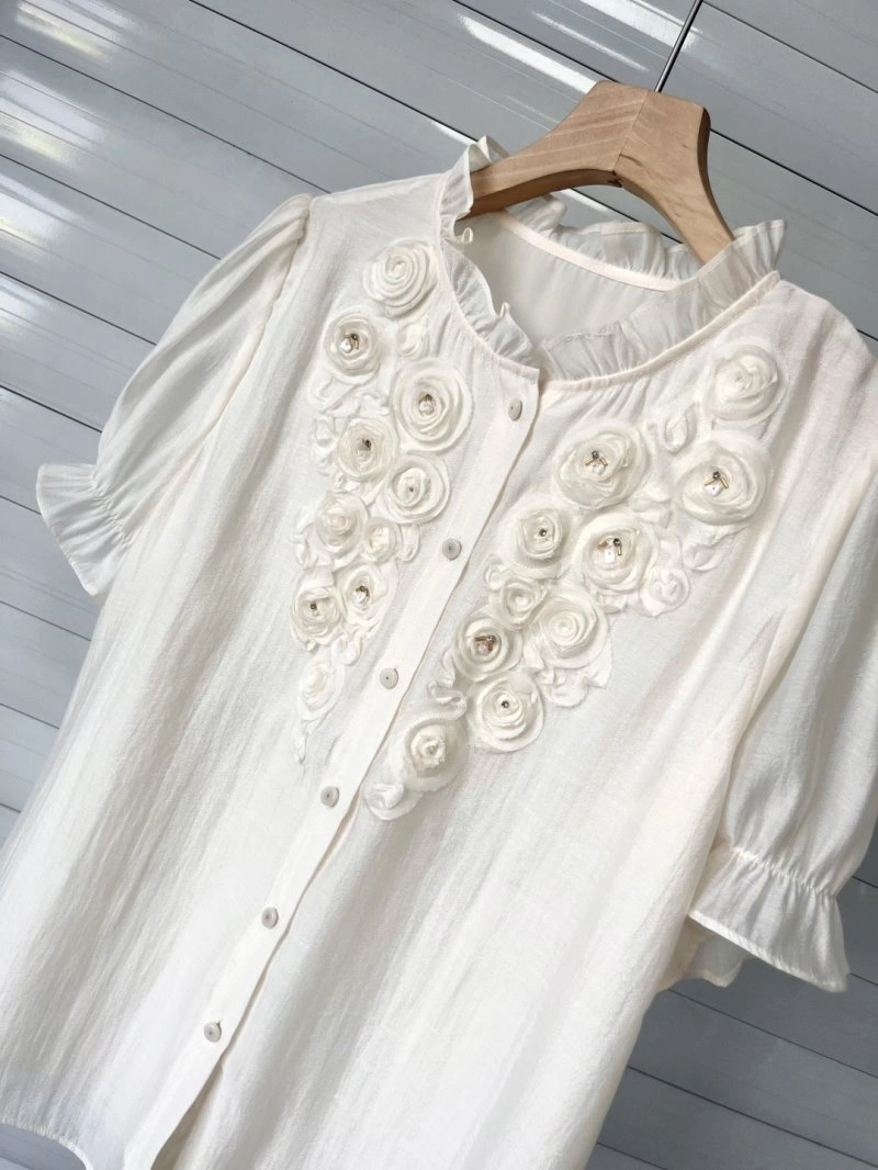 Bargain Chanel T-Shirts