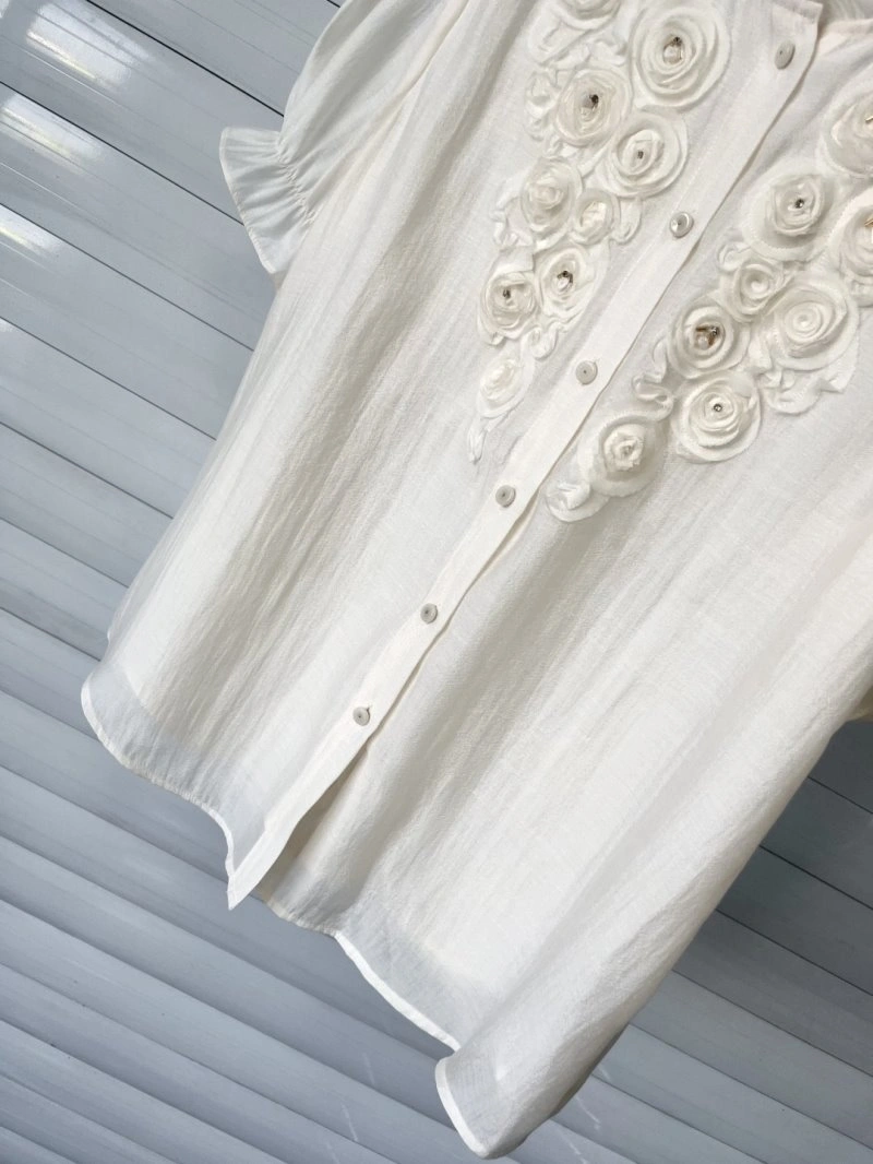 Bargain Chanel T-Shirts