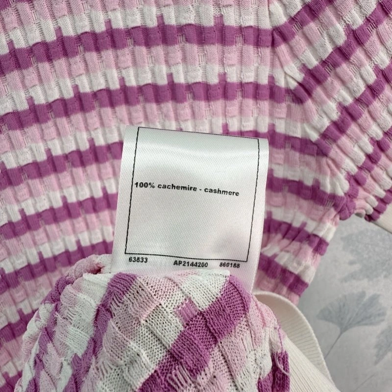Brand-original Chanel T-Shirts