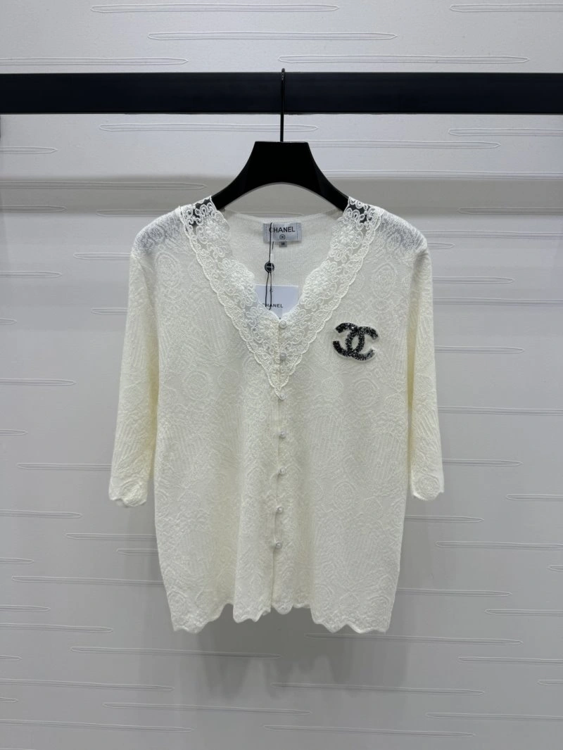 Accurate model Chanel T-Shirts