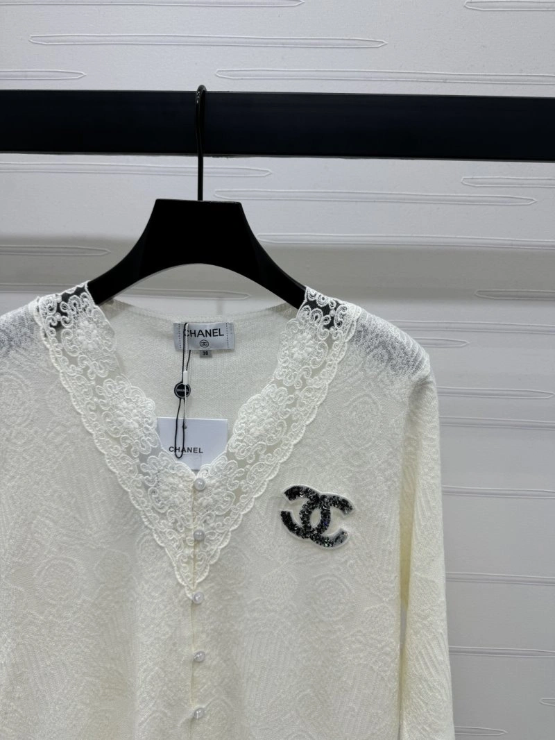 Accurate model Chanel T-Shirts