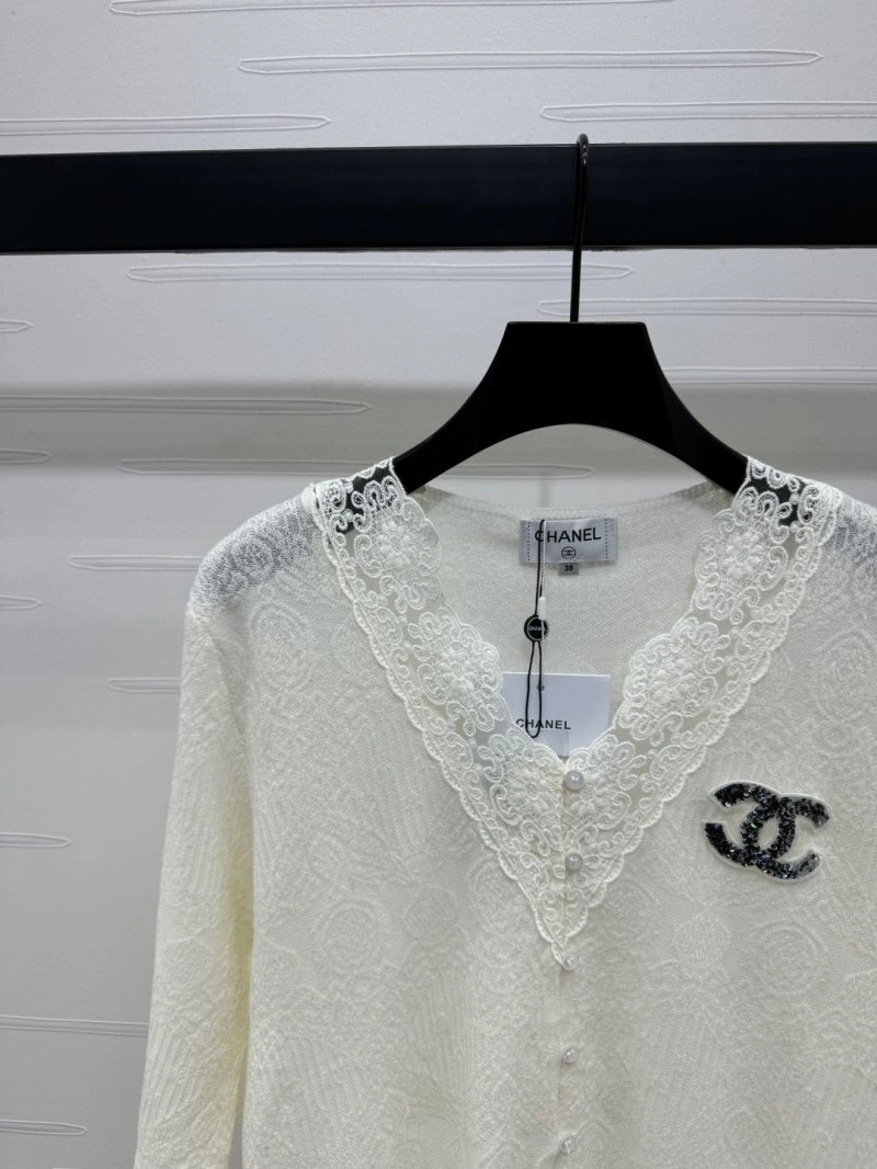 Accurate model Chanel T-Shirts
