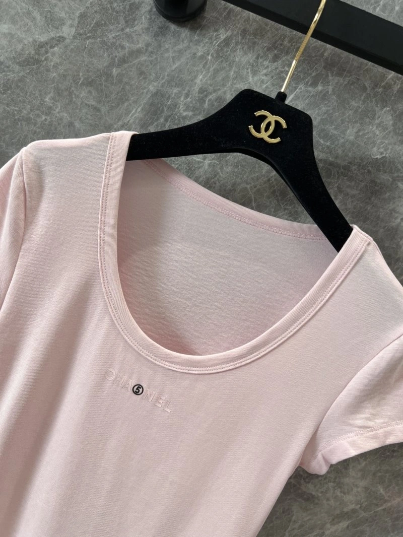 Low-cost Chanel T-Shirts