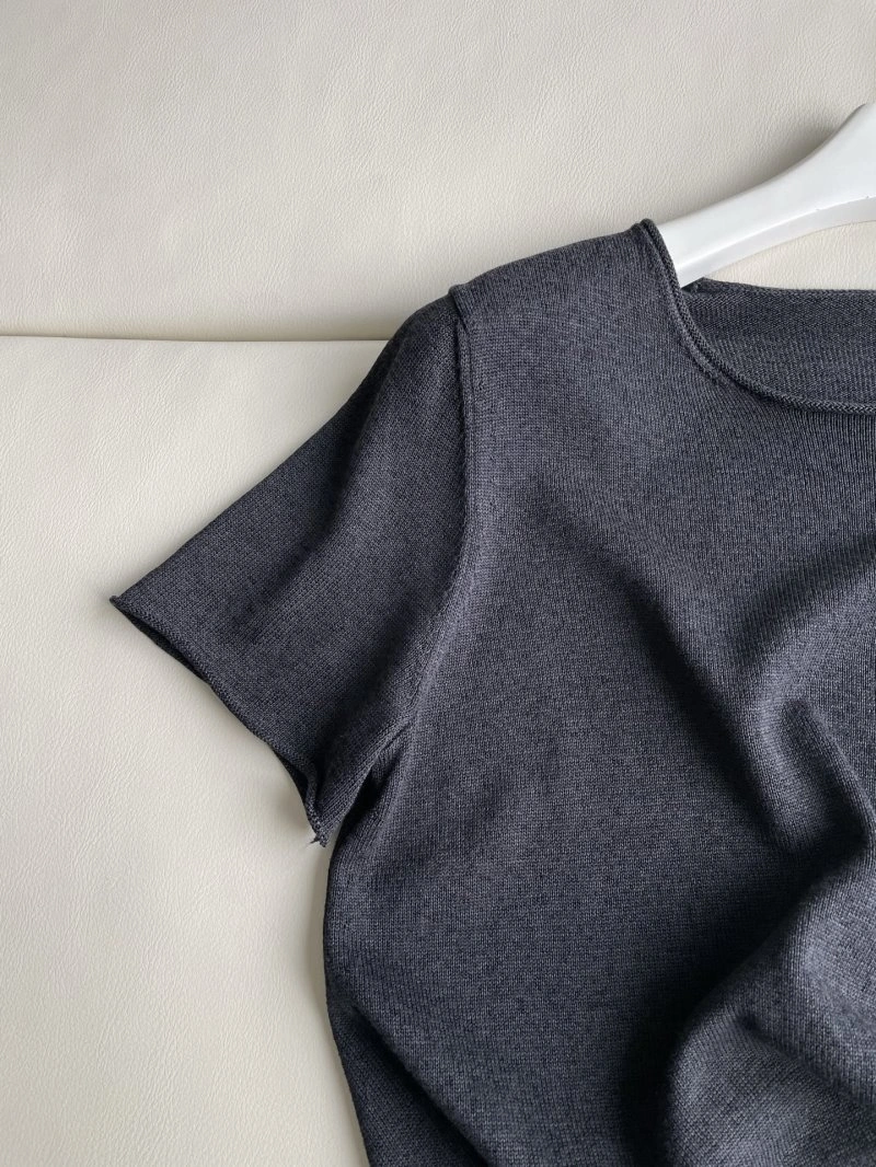 Low-cost Chanel T-Shirts