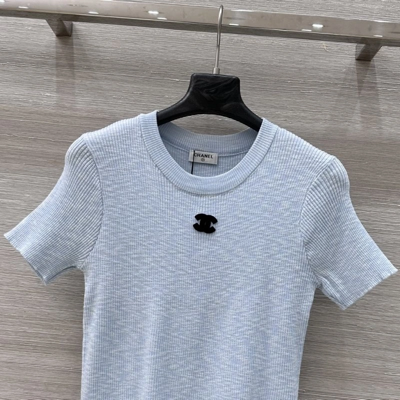 Accurate model Chanel T-Shirts