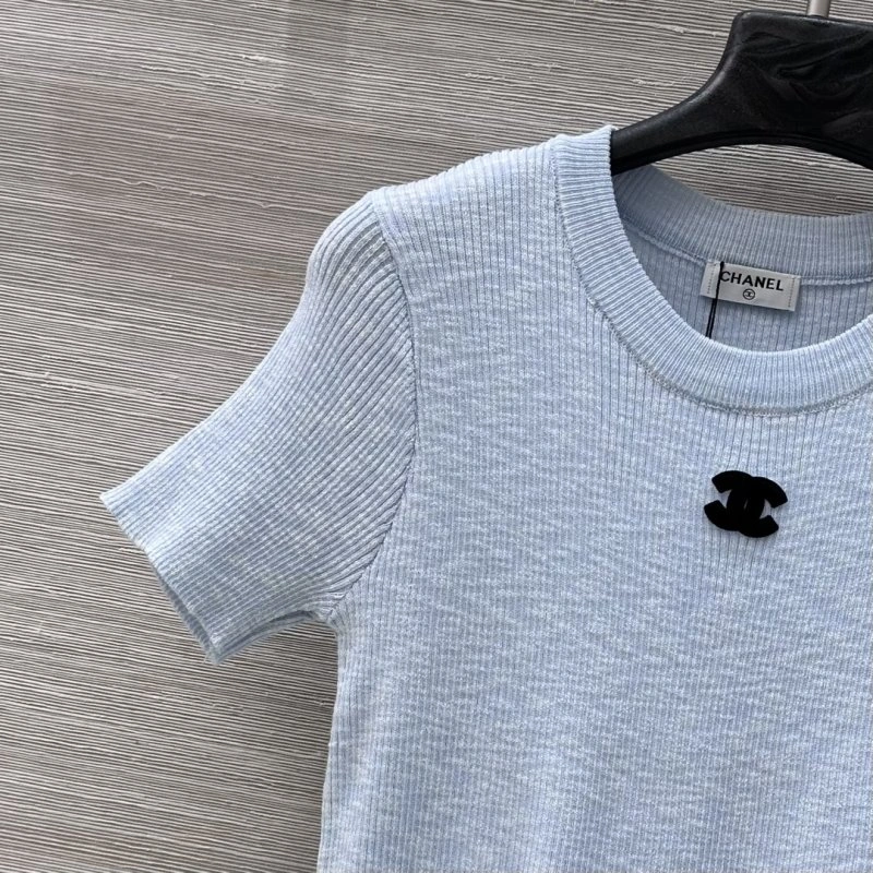 Accurate model Chanel T-Shirts