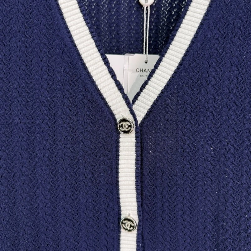 Top match Chanel T-Shirts