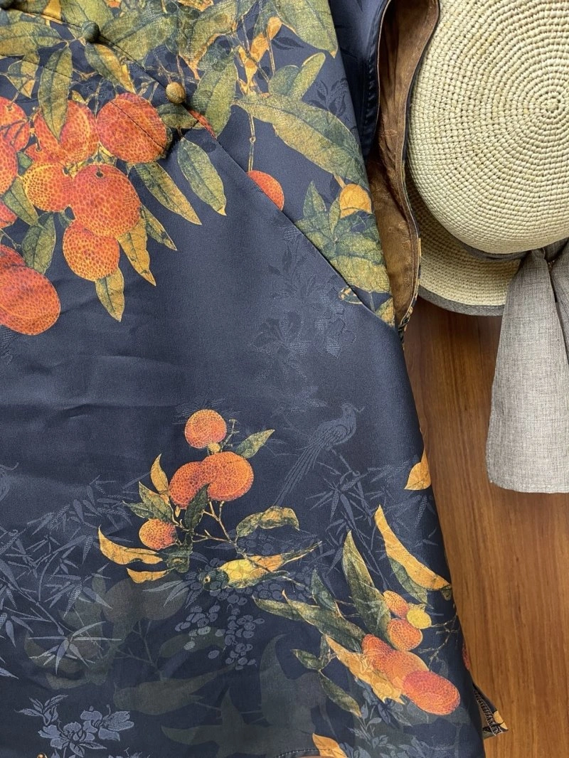 Factory-made Chanel T-Shirts