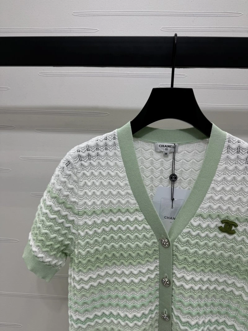 Brand-original Chanel T-Shirts