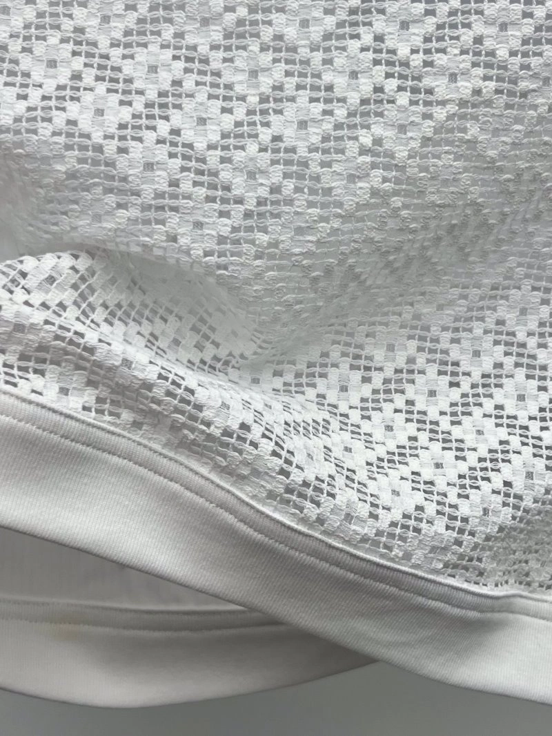 Bargain Chanel T-Shirts
