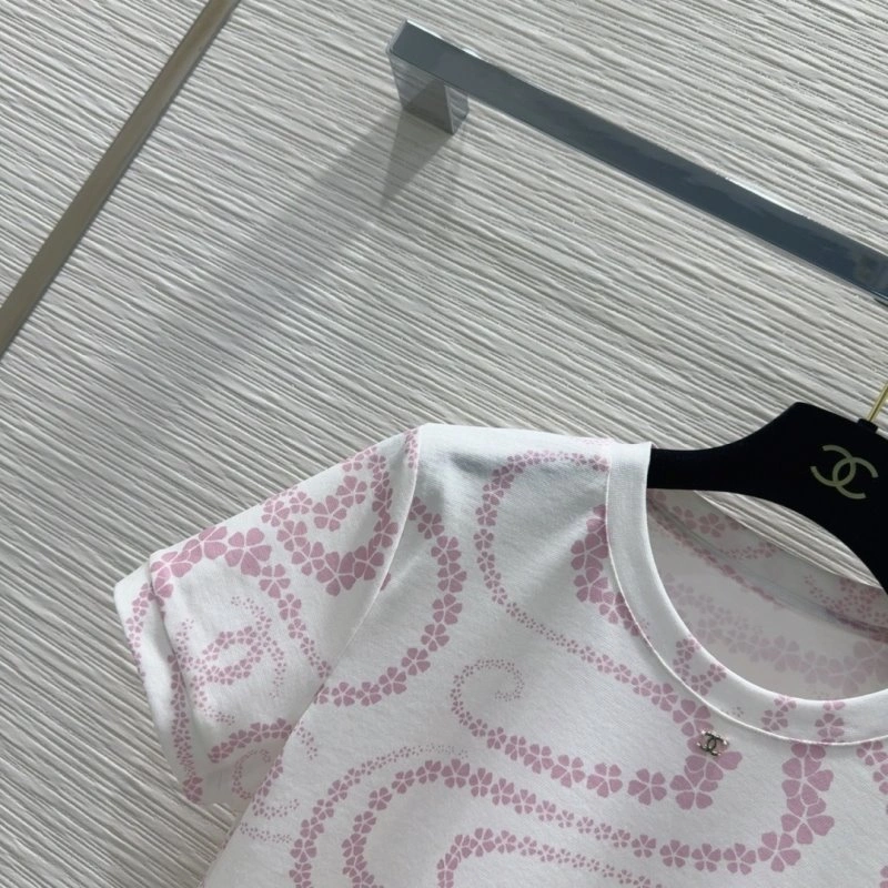 Inexpensive Chanel T-Shirts
