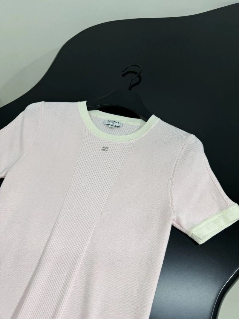 Economical Chanel T-Shirts