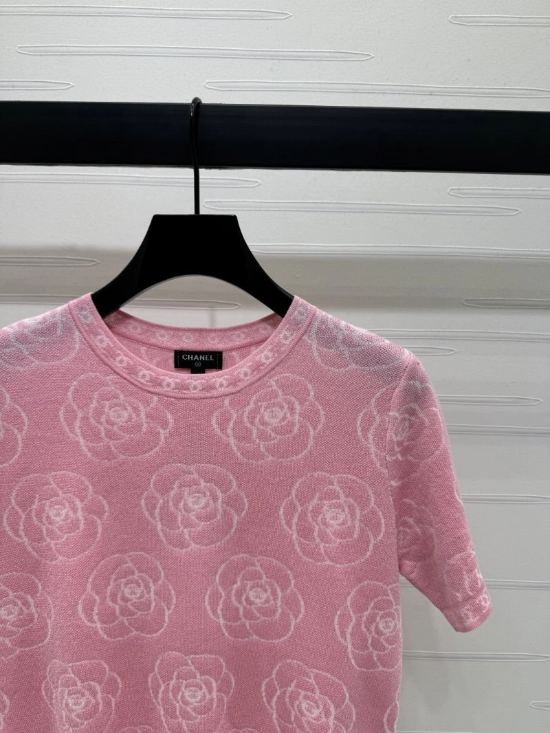 Economical Chanel T-Shirts