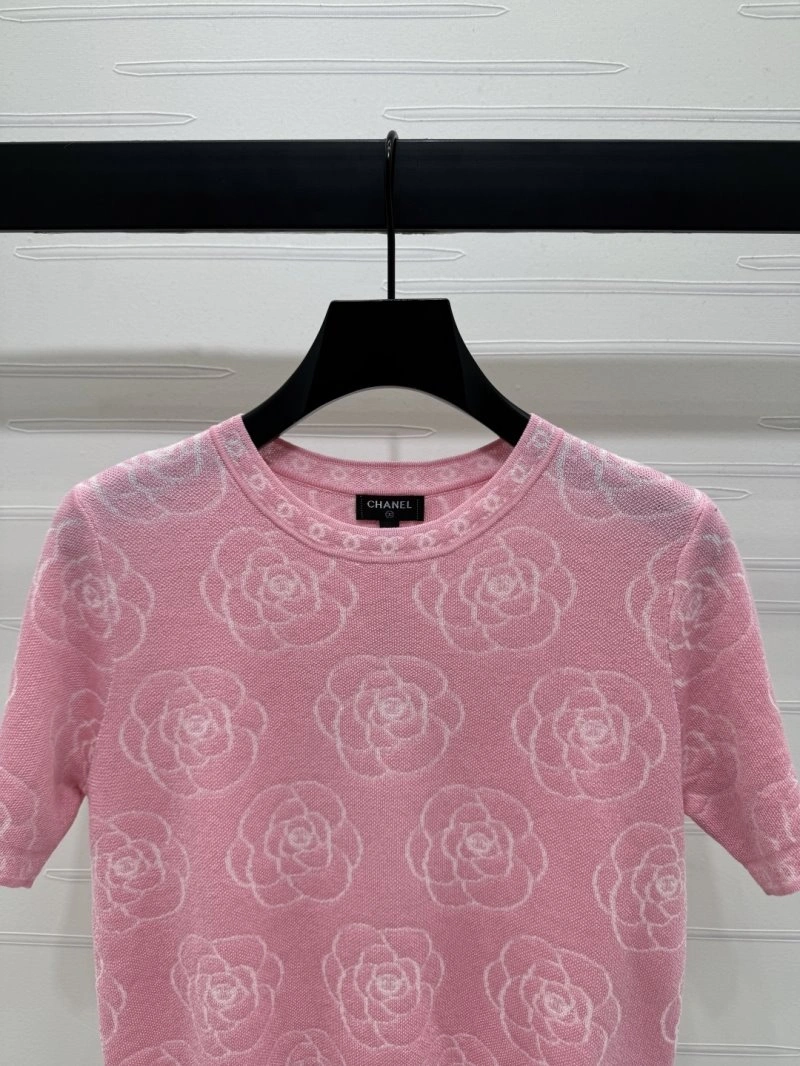 Economical Chanel T-Shirts