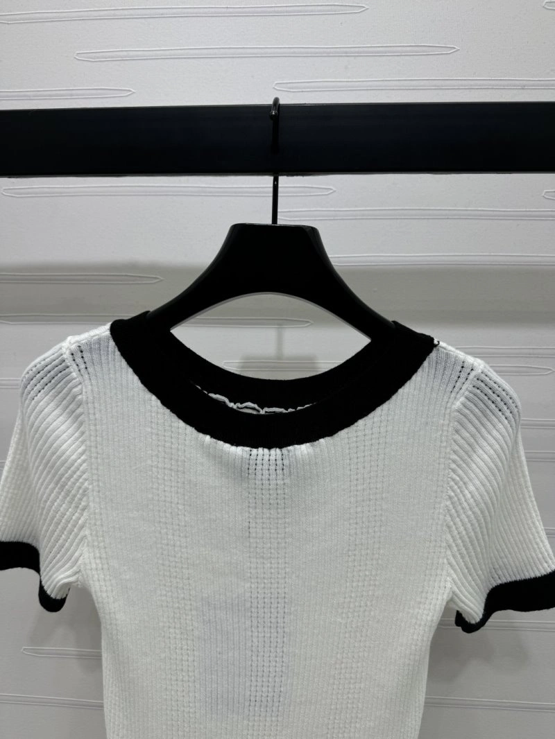Precise copy Chanel T-Shirts