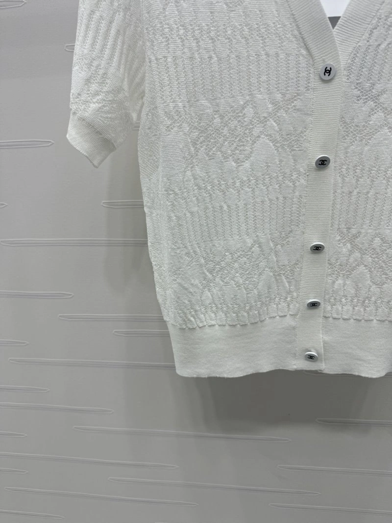 Exact replica Chanel T-Shirts