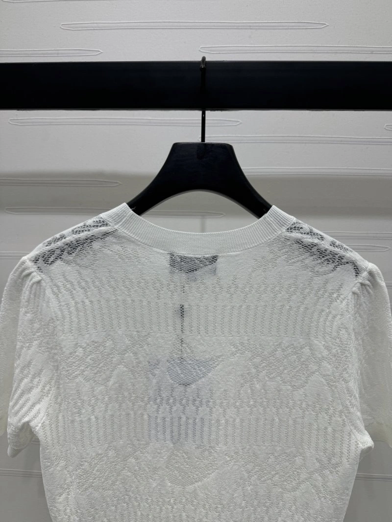 Exact replica Chanel T-Shirts