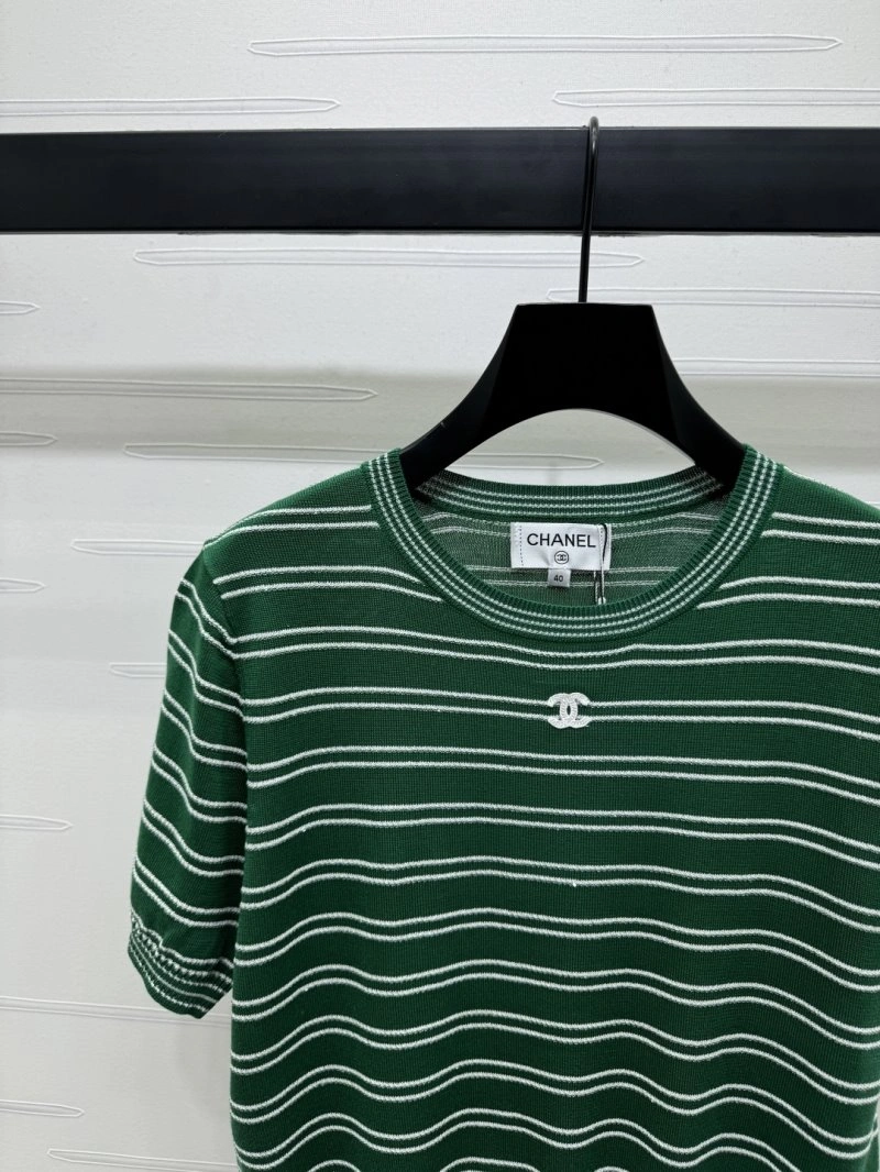 Low-cost Chanel T-Shirts