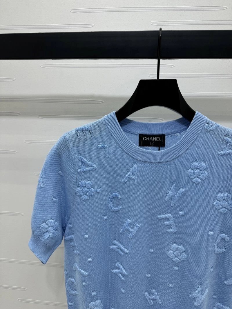 Bargain Chanel T-Shirts